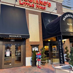 MAGGIANO’S LITTLE ITALY - Updated December 2025 - 845 Photos & 680 ...