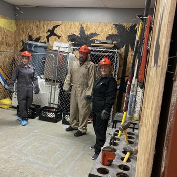 RAGESCAPE RAGE & ESCAPE ROOMS - Updated June 2024 - 145 Photos & 43 Reviews - 1906 Oceanside ...