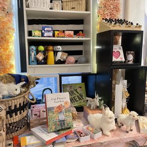 RUMI LIFE - Updated April 2025 - 26 Photos - 445 Albee Square W ...