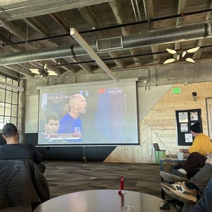 TOP OUT CAFE - 138 Photos & 40 Reviews - 1411 Roosevelt Ave ...