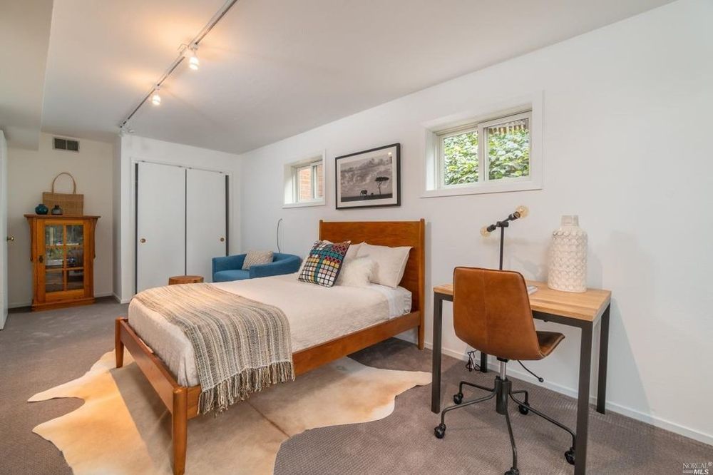 VIGNETTE STAGING - Updated May 2025 - 333 Miller Ave, Mill Valley ...