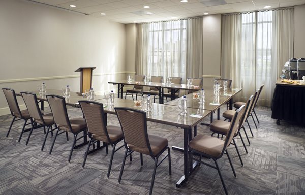 COURTYARD BY MARRIOTT ATLANTA DECATUR DOWNTOWN/EMORY - 99 Photos & 60 ...