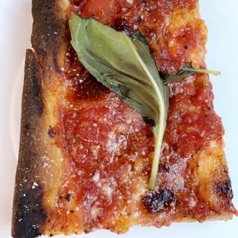 Di Fara Pizza - Takeout & Delivery - 2060 Photos & 3524 Reviews - Pizza ...