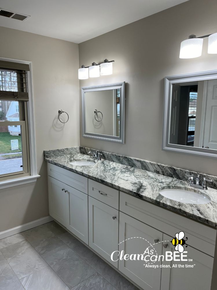 CLEAN AS CAN BEE - Updated January 2026 - 274 Photos - 900 Commonwealth ...