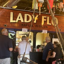 FLO’S CLAM SHACK - Updated October 2025 - 67 Photos - 57 Reviews - 2464 ...