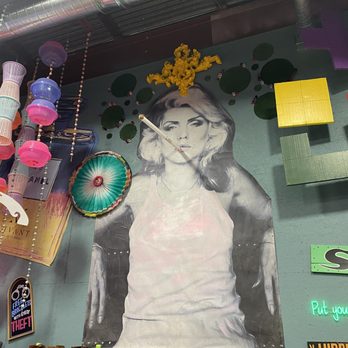 JUNKEE CLOTHING EXCHANGE - Updated April 2025 - 528 Photos & 397 ...