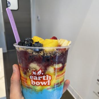 EARTH BOWL SUPERFOODS - Updated July 2024 - 79 Photos & 48 Reviews ...