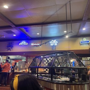 SHAKEY’S PIZZA PARLOR - 164 Photos & 436 Reviews - 665 E Del Amo Blvd ...