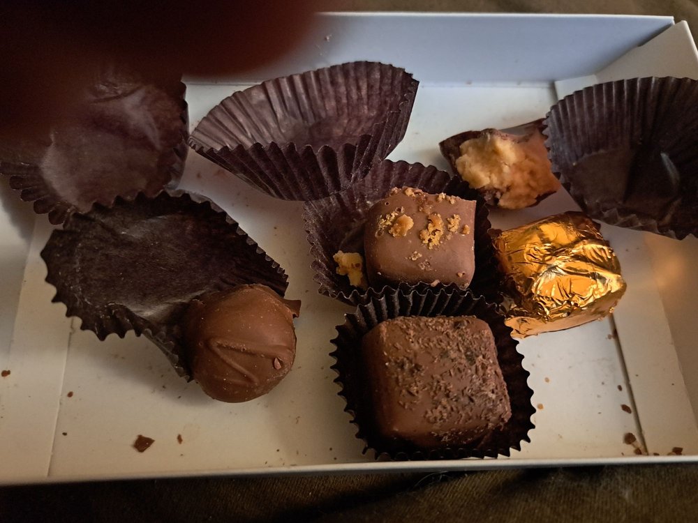 CHOCOLATE COTTAGE - Updated May 2026 - 66 Photos & 46 Reviews - 720 E ...