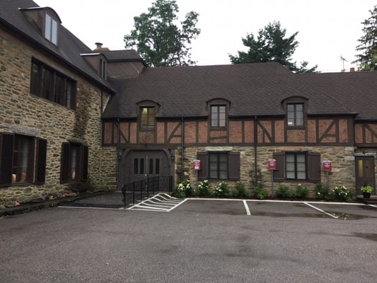 EASTERN UNIVERSITY - Updated December 2025 - 32 Photos & 13 Reviews ...