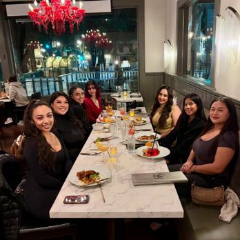 RUBYS & ROSES RESTAURANT - Updated March 2025 - 1322 Photos & 522 ...