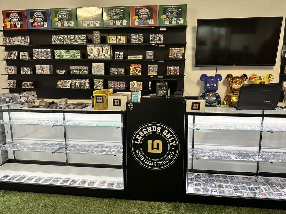 LEGENDS ONLY SPORTS CARDS & COLLECTIBLES - 12 Photos - 6923 W Loop 1604 ...