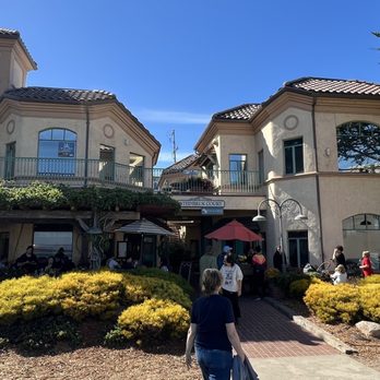 WAVE STREET CAFÉ - Updated February 2025 - 1353 Photos & 1118 Reviews ...