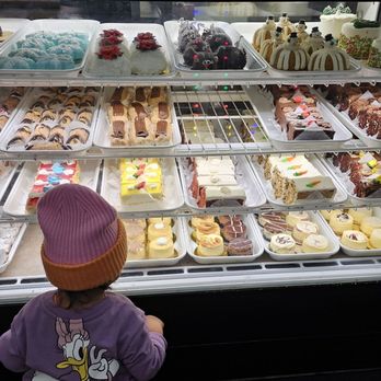 MAZZETTI’S BAKERY - 1362 Photos & 1434 Reviews - 101 Manor Dr, Pacifica ...