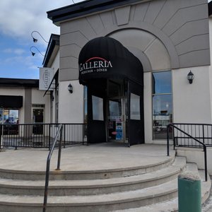 CE LA VI RESTO GRILL - Updated December 2024 - 515 Rue Leclerc ...