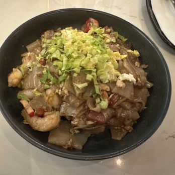 TIKI THAI - 707 Photos & 330 Reviews - 12100 Sunset Hills Rd, Reston ...