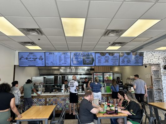 GUAC SHOP MEXICAN GRILL - Updated December 2025 - 10 Photos - 7307 52nd ...