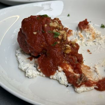 FIUME PIZZERIA AND WINE BAR - Updated February 2026 - 360 Photos & 277 ...