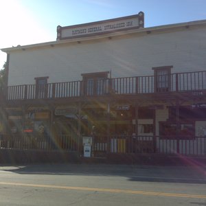 RAYMOND GENERAL STORE - 11 Reviews - 32197 Rd 600, Raymond, California ...