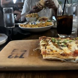 712 EAT + DRINK - Updated December 2025 - 332 Photos & 222 Reviews ...