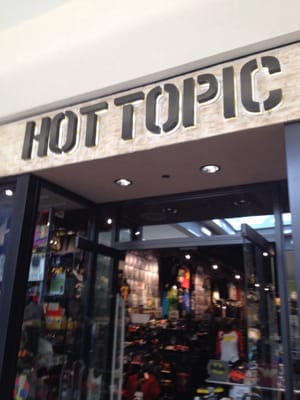 HOT TOPIC - Updated May 2025 - 3299 Bel Air Mall, Mobile, Alabama ...