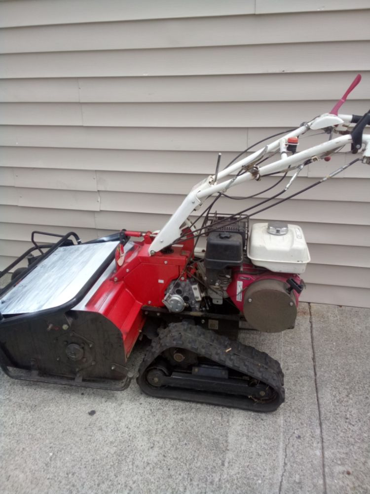 ROBERT LASTER LANDSCAPE MOWING AND YARD GROOMING - HILLTOP MALL ...