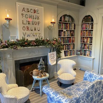 BEACON HILL BOOKS & CAFE - Updated September 2024 - 236 Photos & 91 ...
