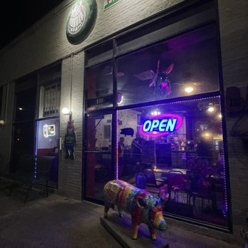 THE PIG OUT INN BARBEQUE - Updated December 2025 - 175 Photos & 237 ...