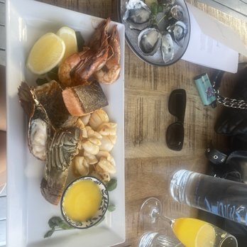 FISHHEADS - Updated December 2025 - 31 Photos & 34 Reviews - 1 Jonson ...