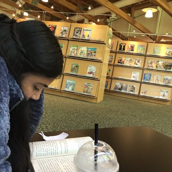 COVINGTON LIBRARY - Updated December 2025 - 35 Photos & 25 Reviews ...