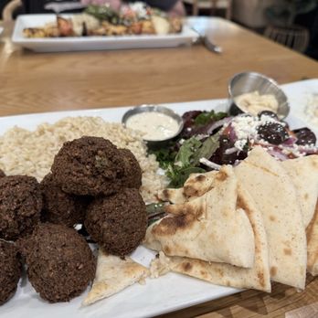 SALT AND OLIVE MEDITERRANEAN FOOD - Updated May 2025 - 494 Photos & 677 ...