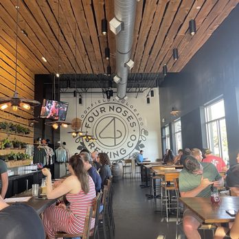 4 NOSES BREWING COMPANY - 216 Photos & 295 Reviews - 8855 W 116th Cir ...