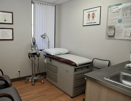 SMITHA REDDY, MD - Updated April 2026 - 10 Photos & 47 Reviews - 15525 ...