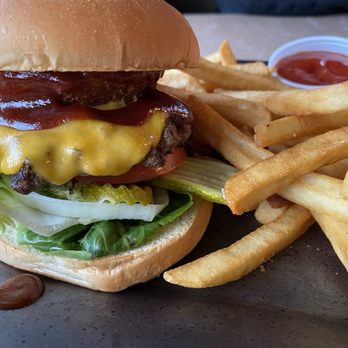 RUSTY ANCHOR GRILL & PUB - Updated October 2025 - 94 Photos & 183 ...