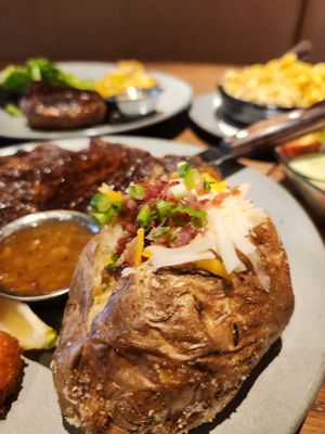 OUTBACK STEAKHOUSE - Updated October 2025 - 27 Photos & 28 Reviews ...
