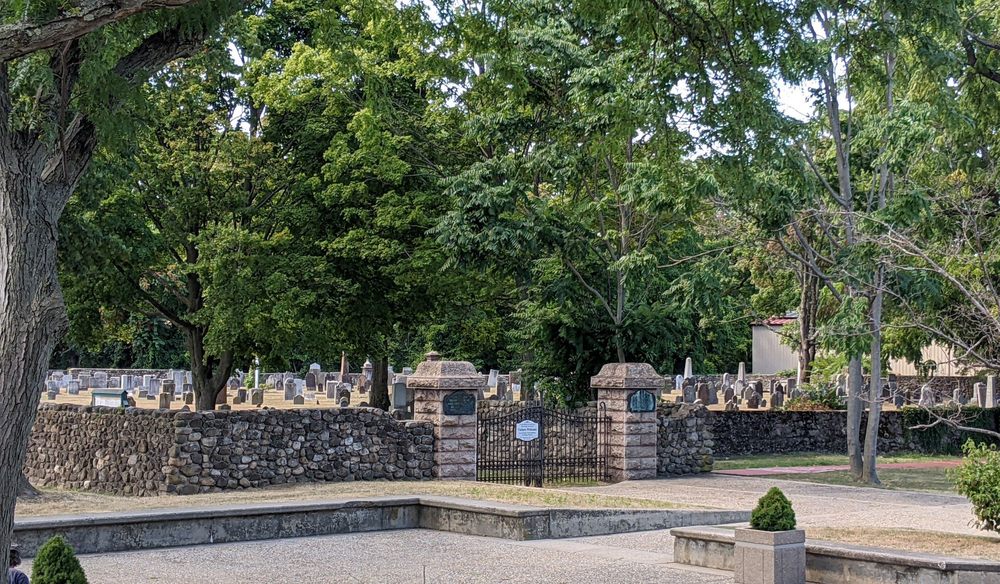 STRATFORD LIBRARY ASSOCIATION - Updated October 2025 - 15 Photos - 2203 ...