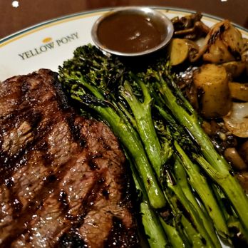 YELLOW PONY PUB & GARDEN - Updated July 2024 - 189 Photos & 116 Reviews ...