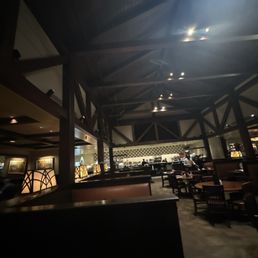 VILLAGE TAVERN - Updated December 2025 - 852 Photos & 539 Reviews - 101 ...