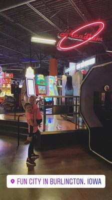 FUN CITY - 13 Photos & 23 Reviews - Amusement Parks - 3001 Winegard Dr ...