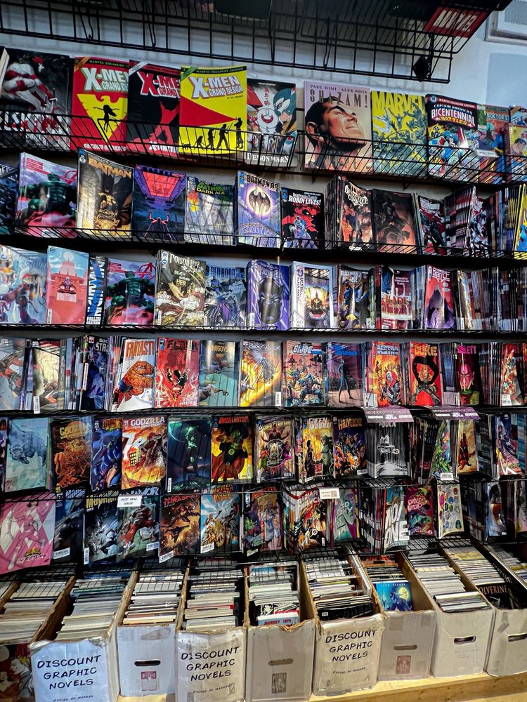 MEMORY LANE COMICS - Updated December 2025 - 33 Photos & 25 Reviews ...