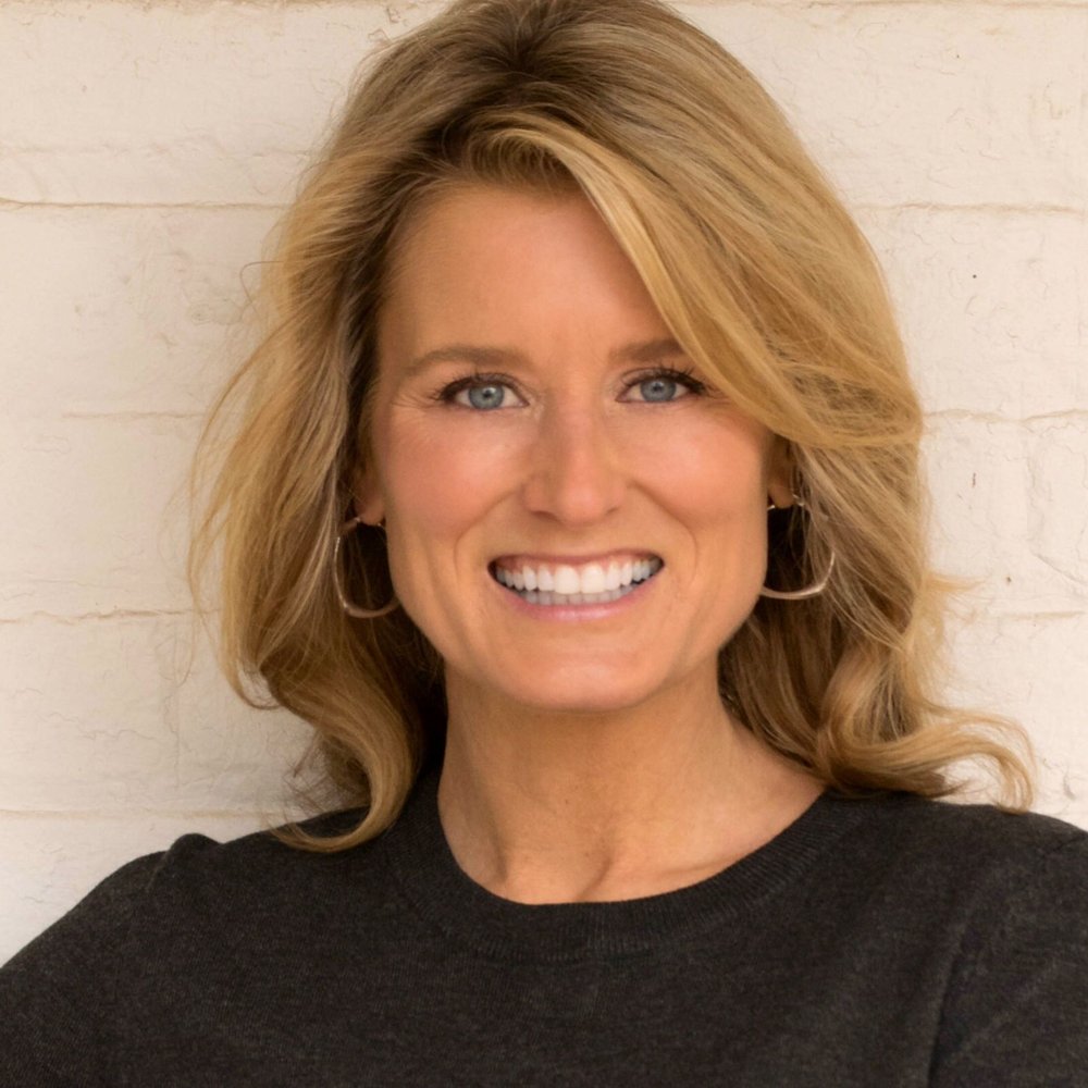 Kelly Crowe's Instagram, Twitter & Facebook on IDCrawl