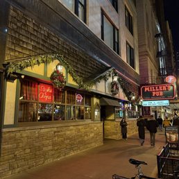 MILLER’S PUB - Updated March 2026 - 1408 Photos & 1627 Reviews - 134 S ...