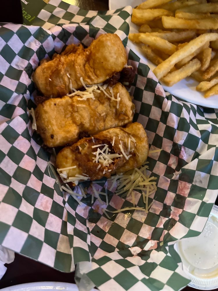 TAIL-GATORS BREWS & GRILL - Updated August 2024 - 115 Photos & 187 ...