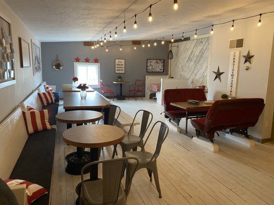 THE LITTLE DIPPER CAFE & ICE CREAM SHOPPE - TEMP. CLOSED - Updated ...