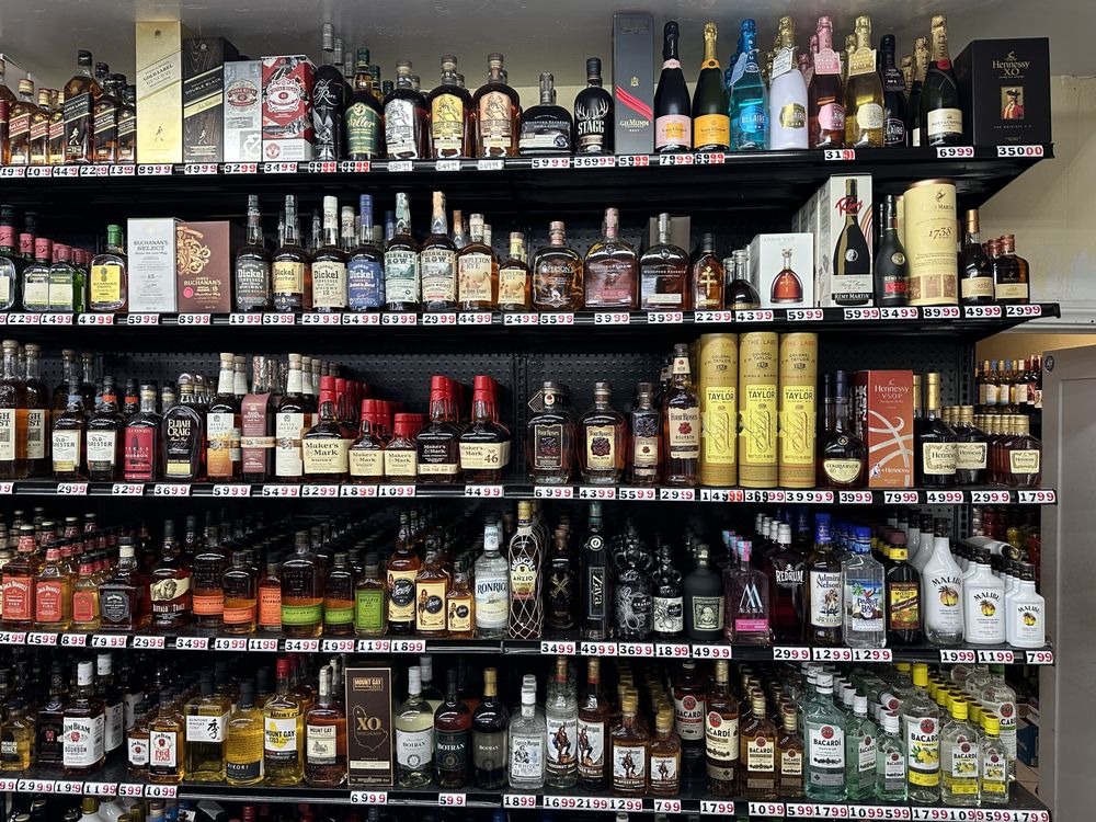 MIKE’S LIQUOR 2 - Updated August 2025 - 28 Photos - 3549 Mission Ave ...