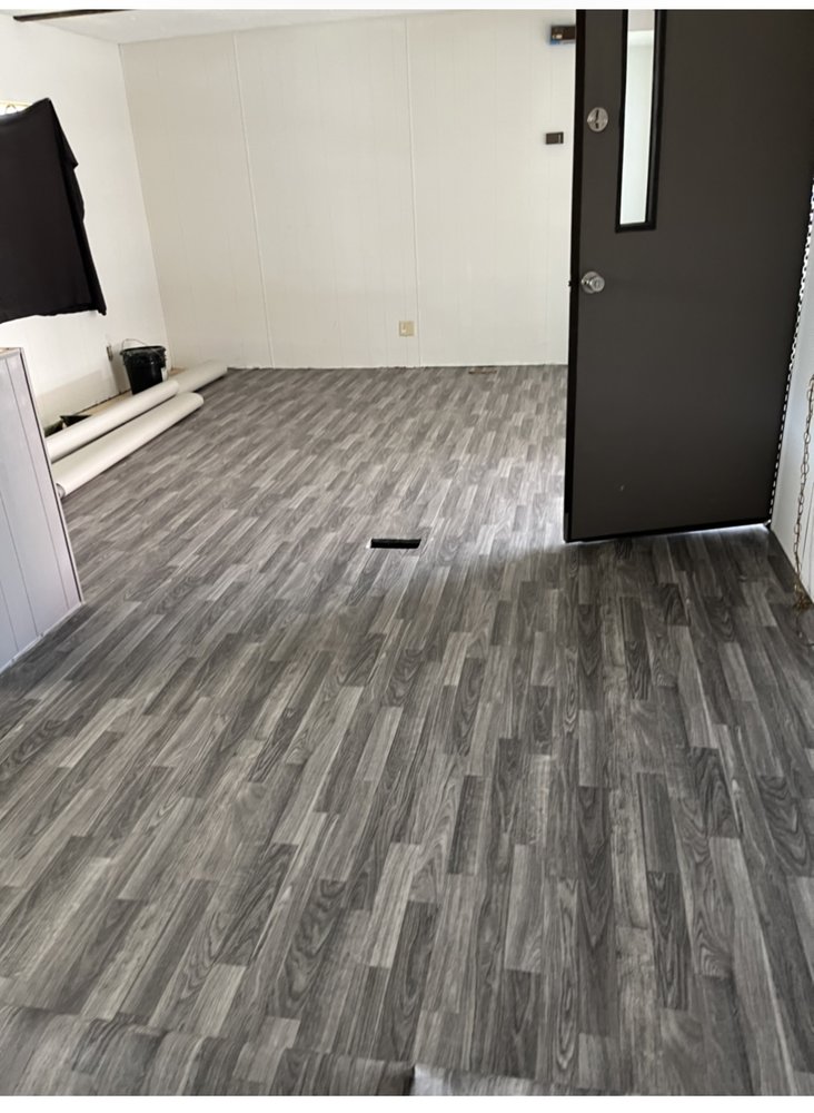 RAYMOND’S - 10 Photos - Pharr, Texas - Carpet Installation - Phone ...