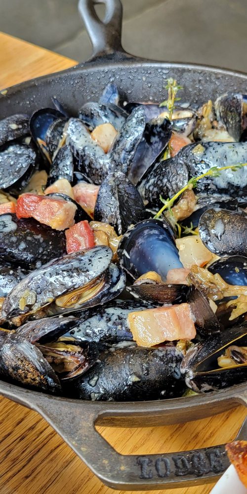 MUSSEL BAR & GRILLE - ARLINGTON - Updated December 2025 - 779 Photos ...