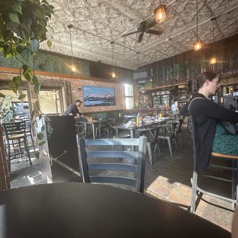 TENNESSEE PASS CAFE - Updated October 2024 - 239 Photos & 554 Reviews - 222 Harrison Ave ...