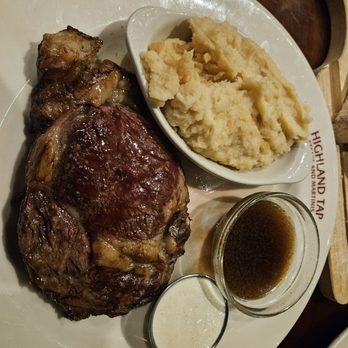 HIGHLAND TAP - Updated December 2025 - 353 Photos & 445 Reviews - 1026 ...