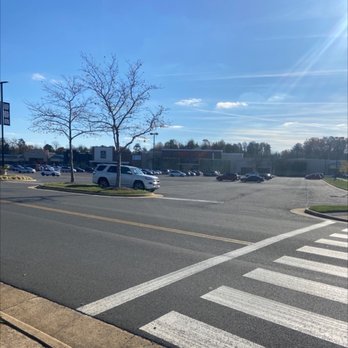 FAIR LAKES SHOPPING CENTER - Updated December 2025 - 20 Photos - 13011 ...